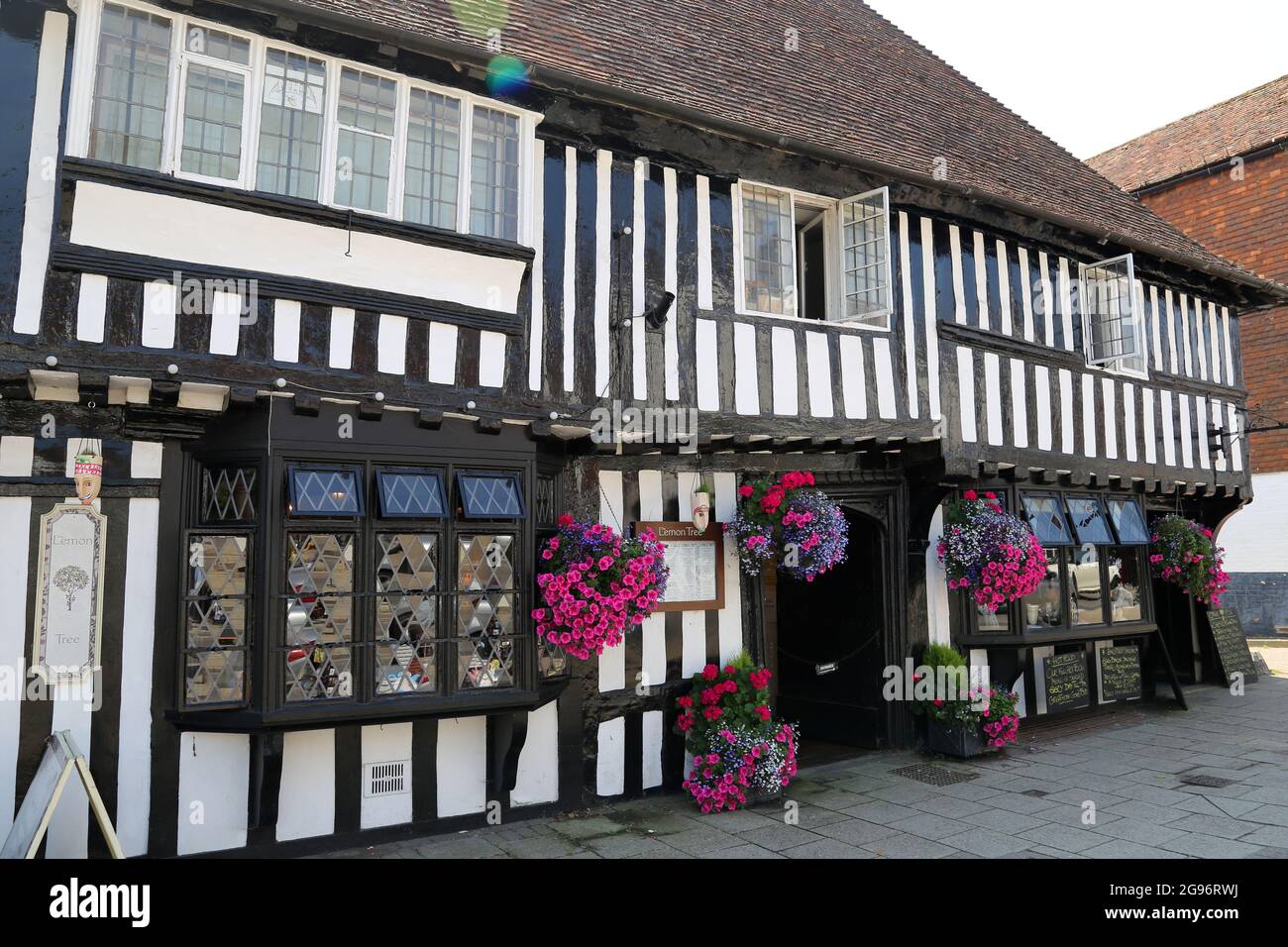 Lemon Tree (formerly Tudor Rooms) restaurant and tea rooms, High Street ...