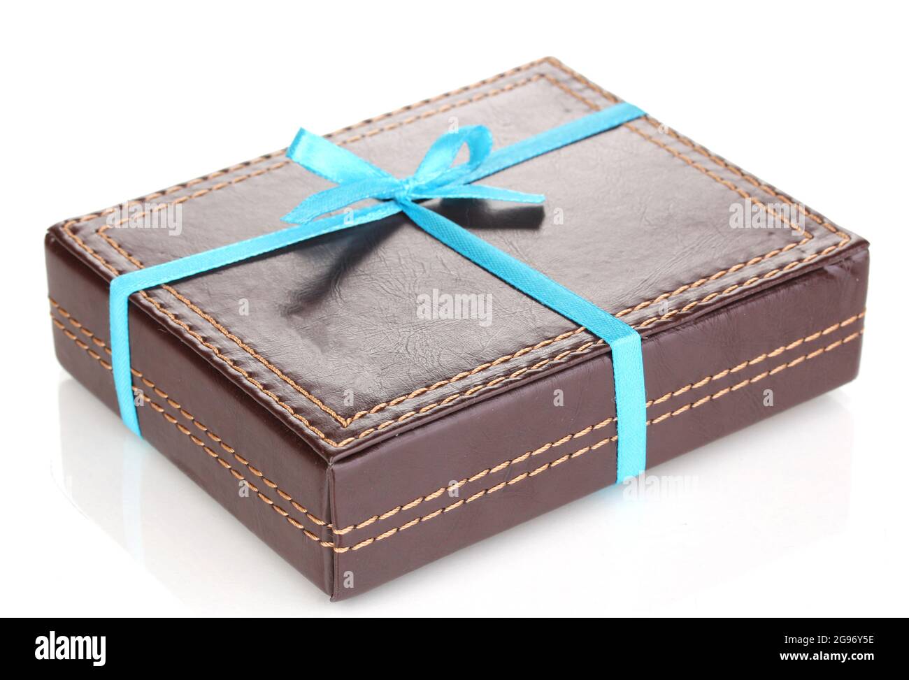 Brown box with ribbon isolated on white Stock Photo - Alamy
