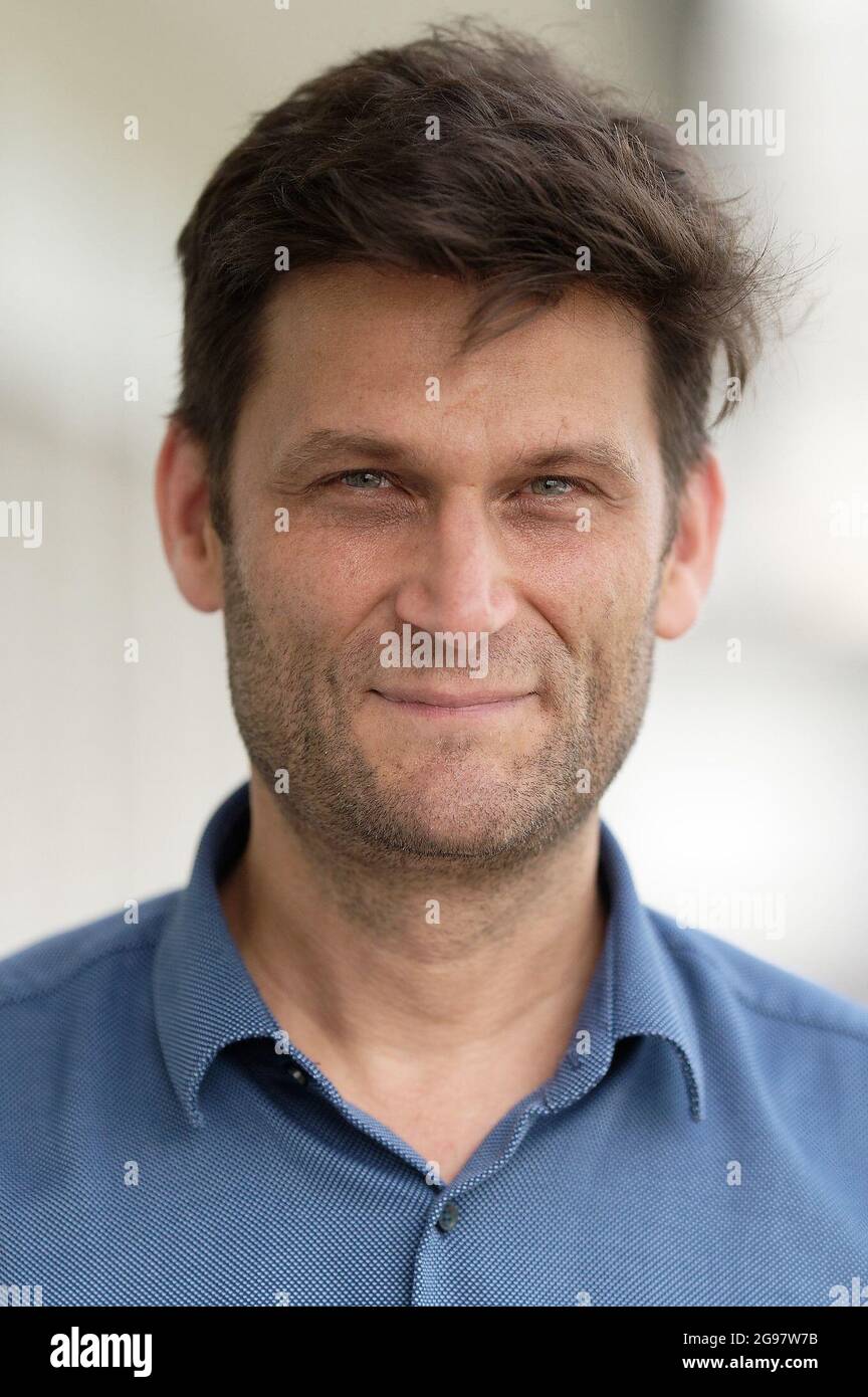 Mr henning hi-res stock photography and images - Alamy