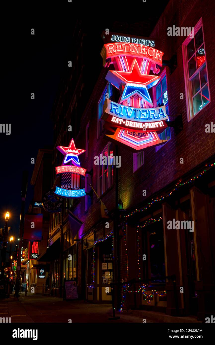 Neon signs on Broadway, Nashville, Tennessee, USA Stock Photo - Alamy