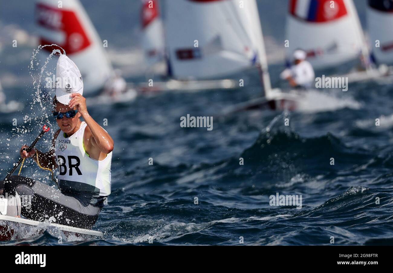 Scoops water hi-res stock photography and images - Alamy