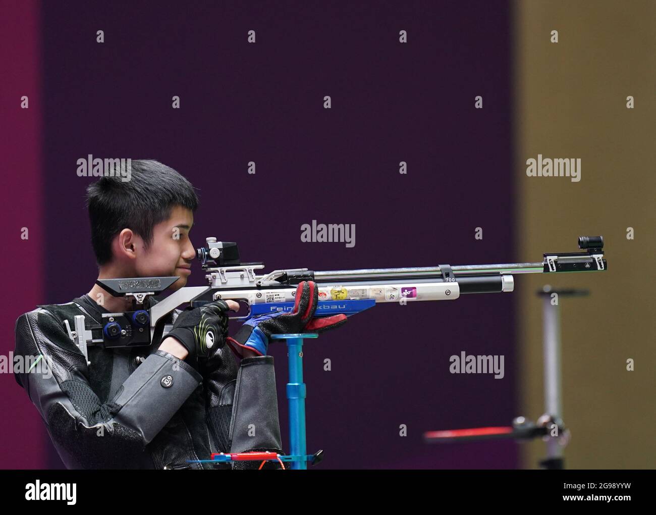 Tokyo, Japan. 25th July, 2021. Sheng Lihao of China reacts during the ...