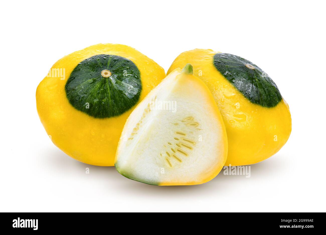 patty pan patisson squash on white background Stock Photo - Alamy
