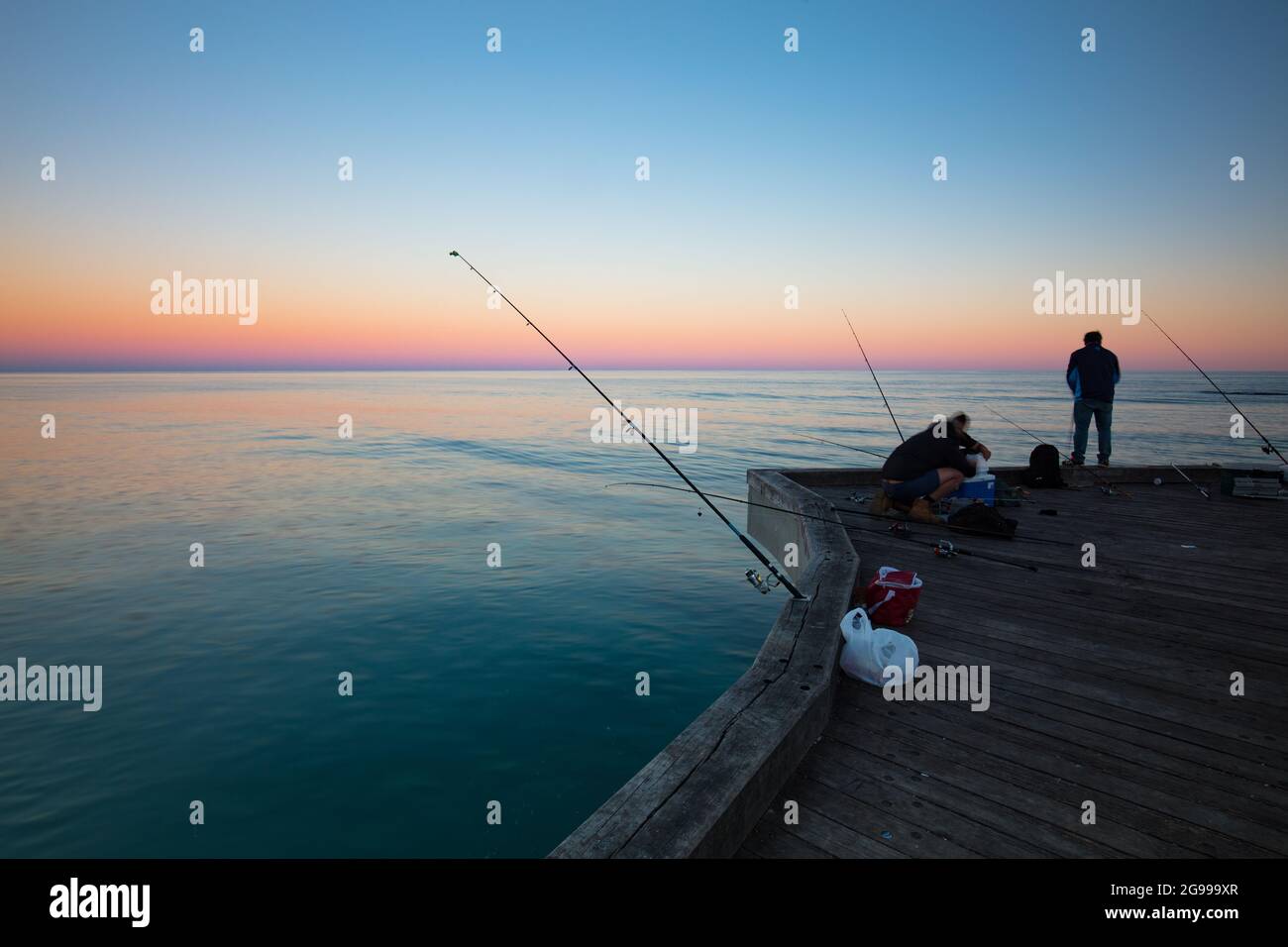 Lorne pier fishing hi-res stock photography and images - Alamy