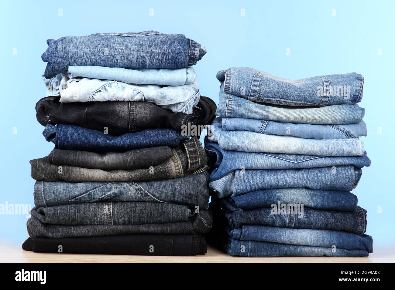Denim fabric piles hi-res stock photography and images - Alamy