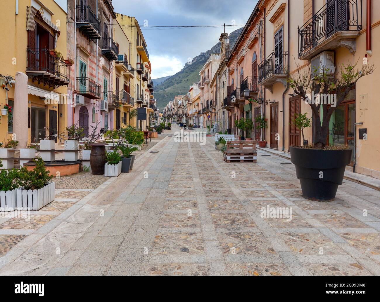 Traditional narrow medieval street in Castellammare del Golfo. Italy ...