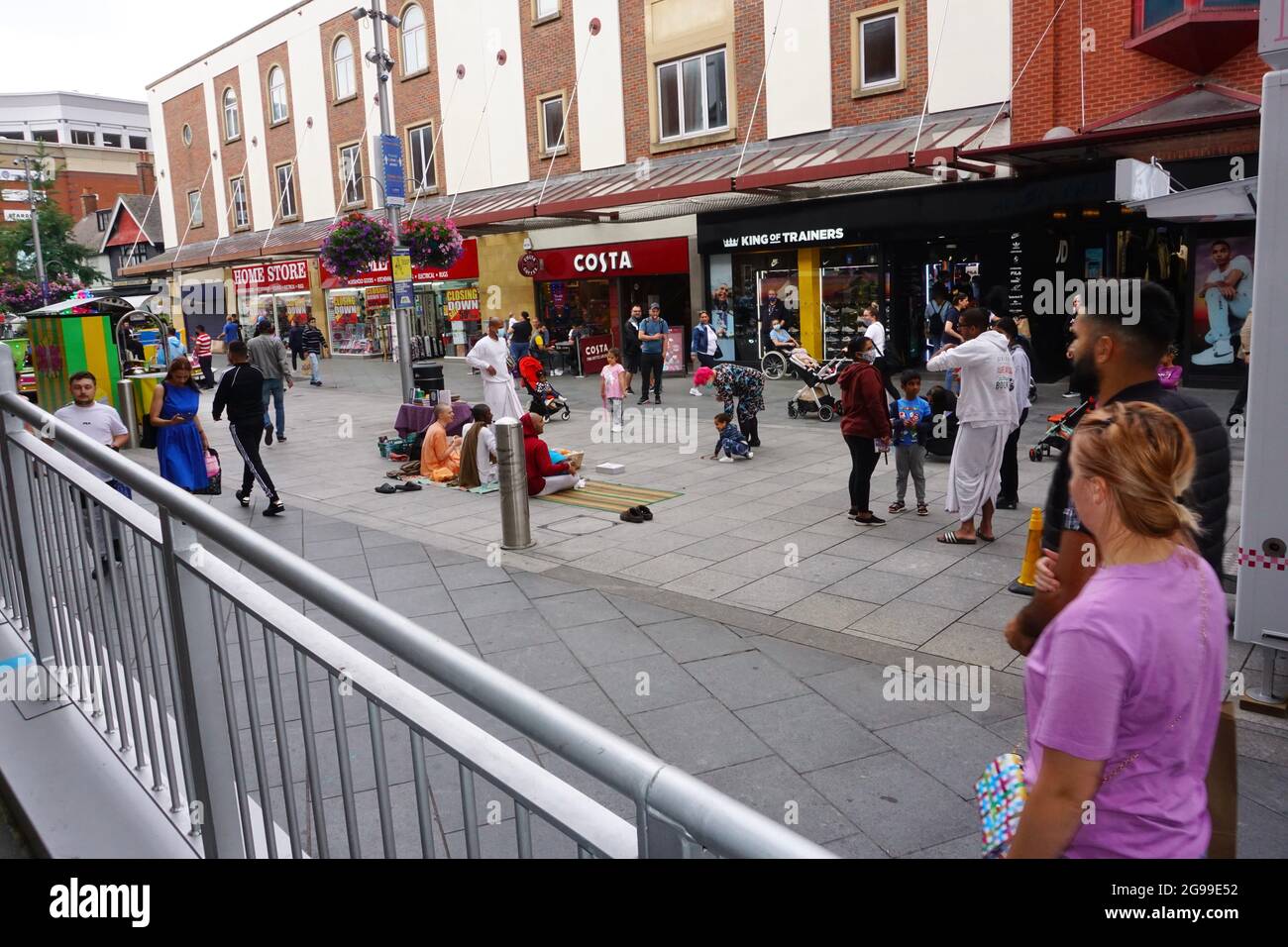 Harrow shopping Centre, London, United Kingdom Stock Photo - Alamy