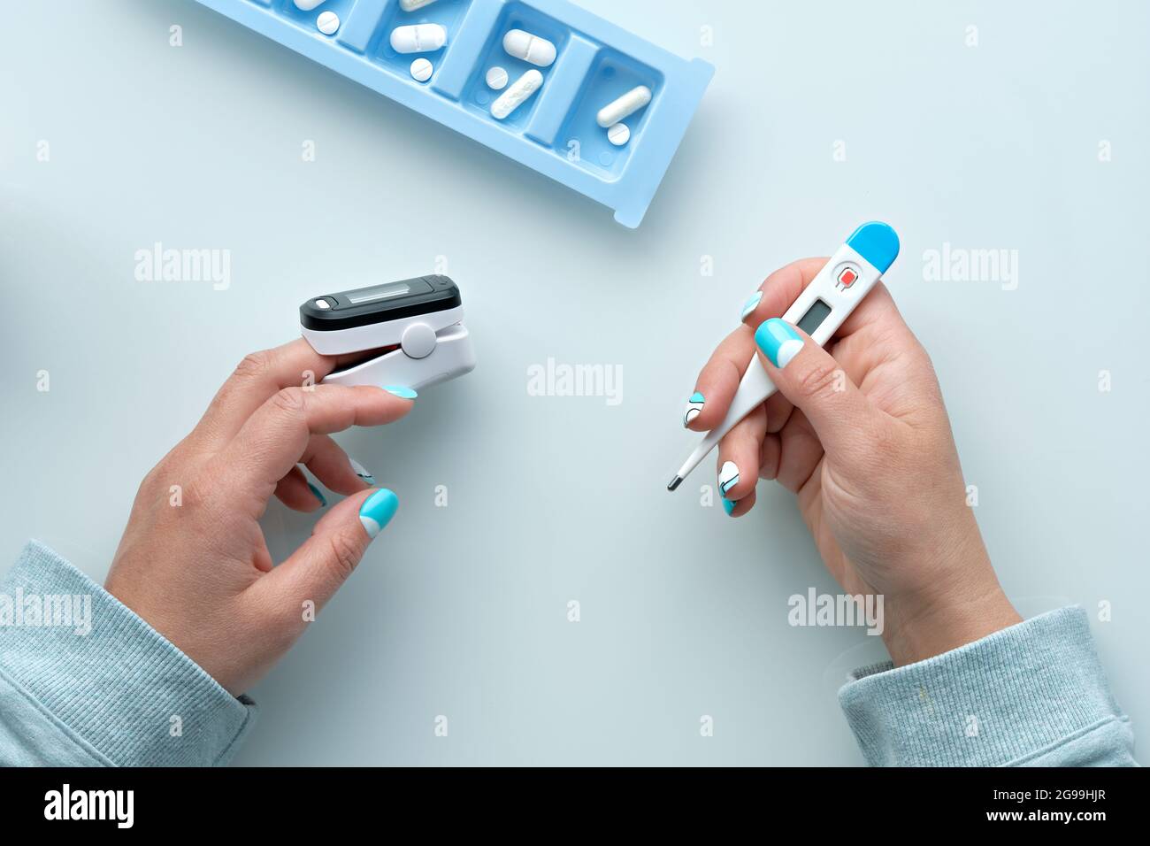 Oxygen saturation probe hi-res stock photography and images - Alamy