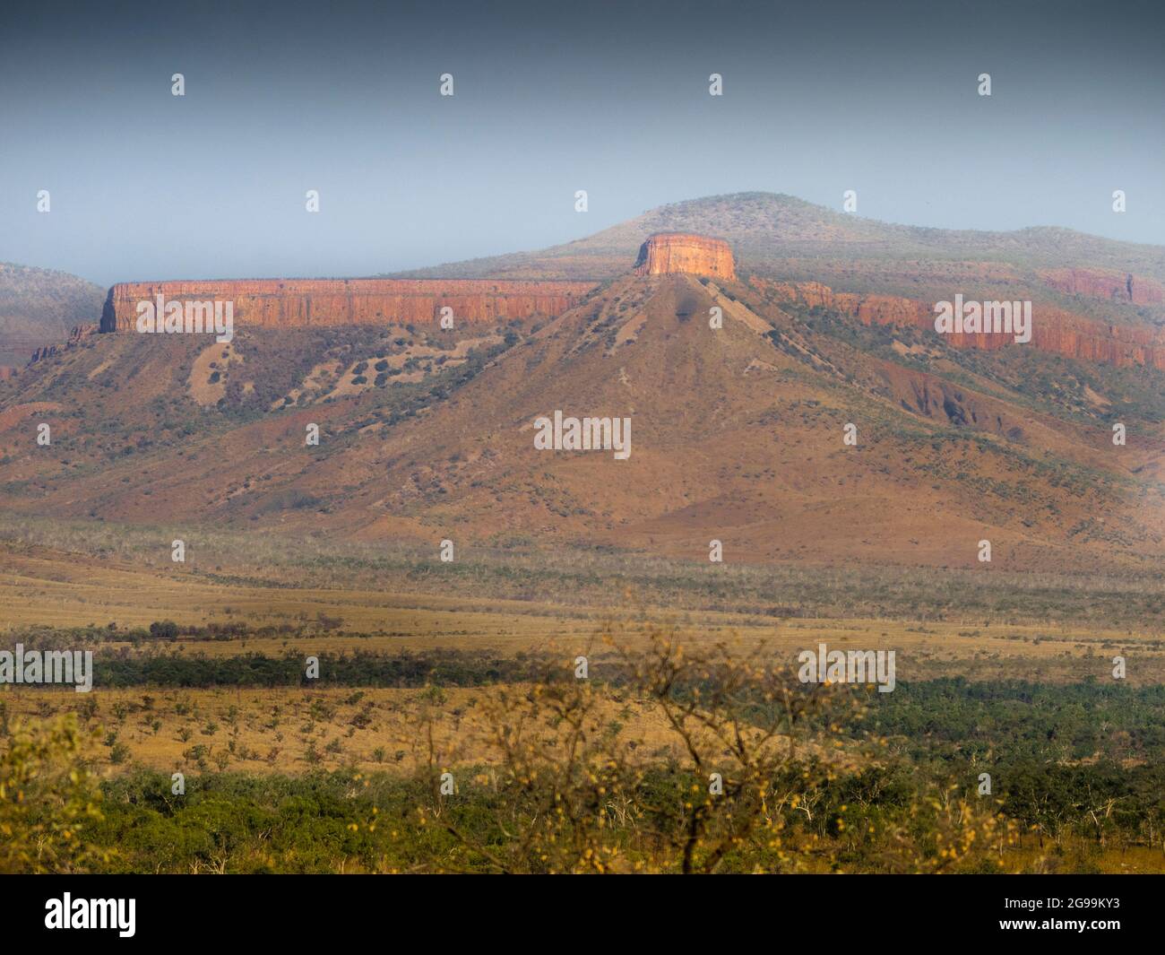 Kimberley mountain ranges hi-res stock photography and images - Alamy