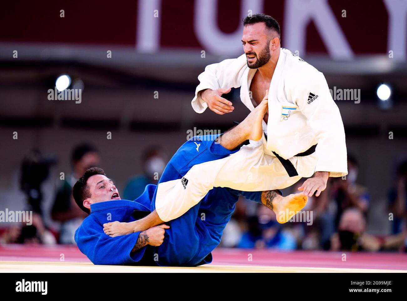 Israel’s Baruch Shmailov and Brazil’s Daniel Cargnin compete in the the ...