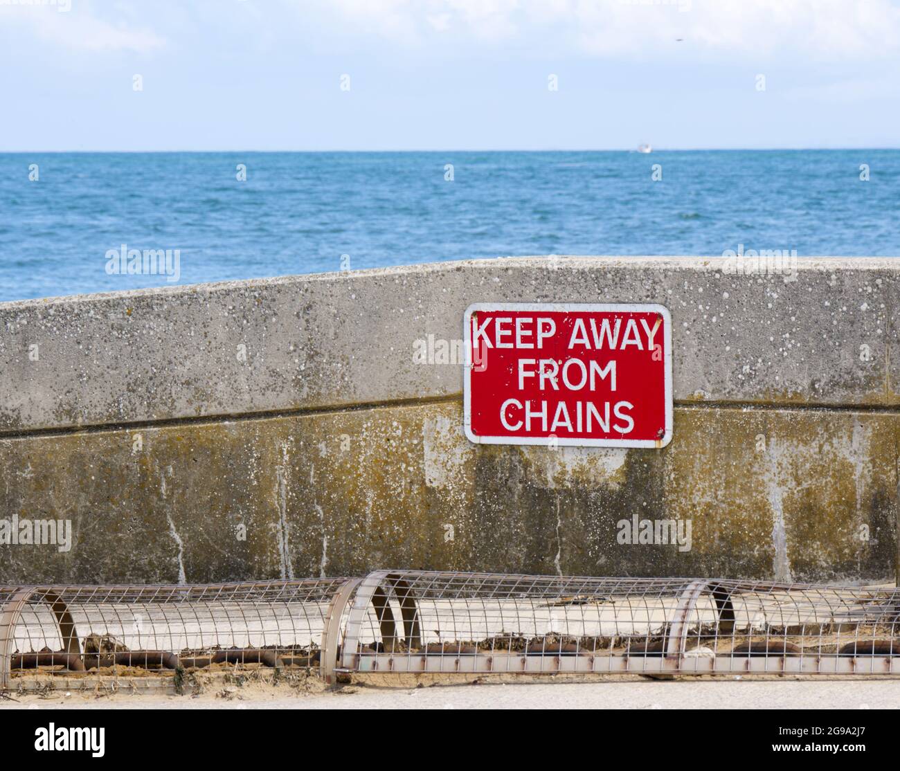 Red keep away from chains warning sign Sandbanks to Shell beach chain ...