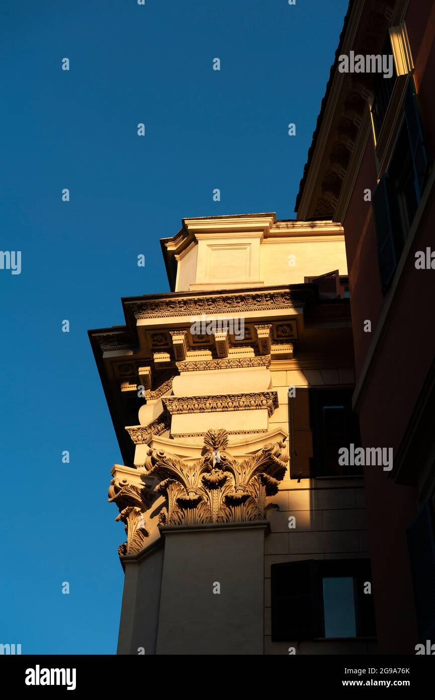 The temple of hadrian hadrianeum hadrian is roman temple hi-res stock ...