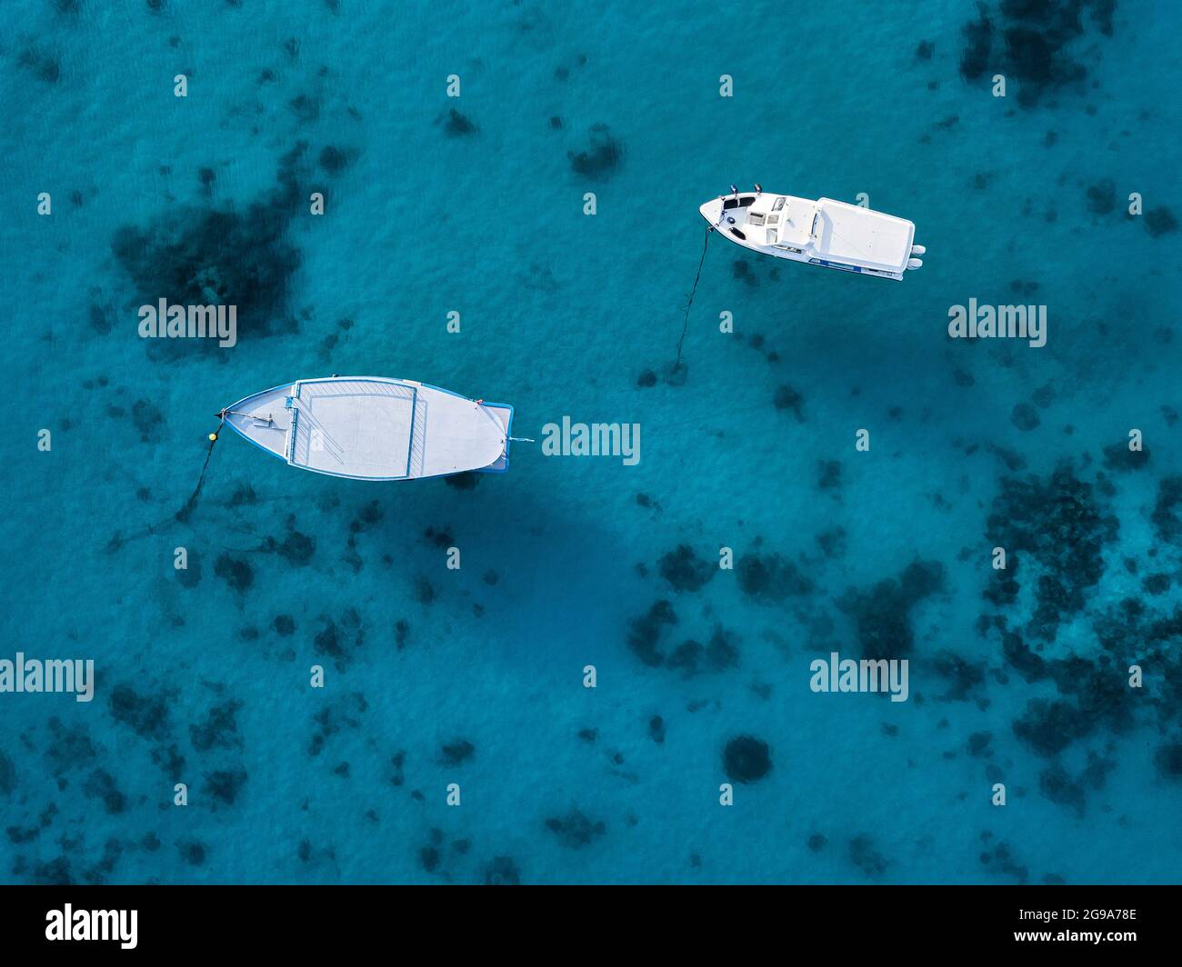 Birds eye view boats people hi-res stock photography and images - Alamy
