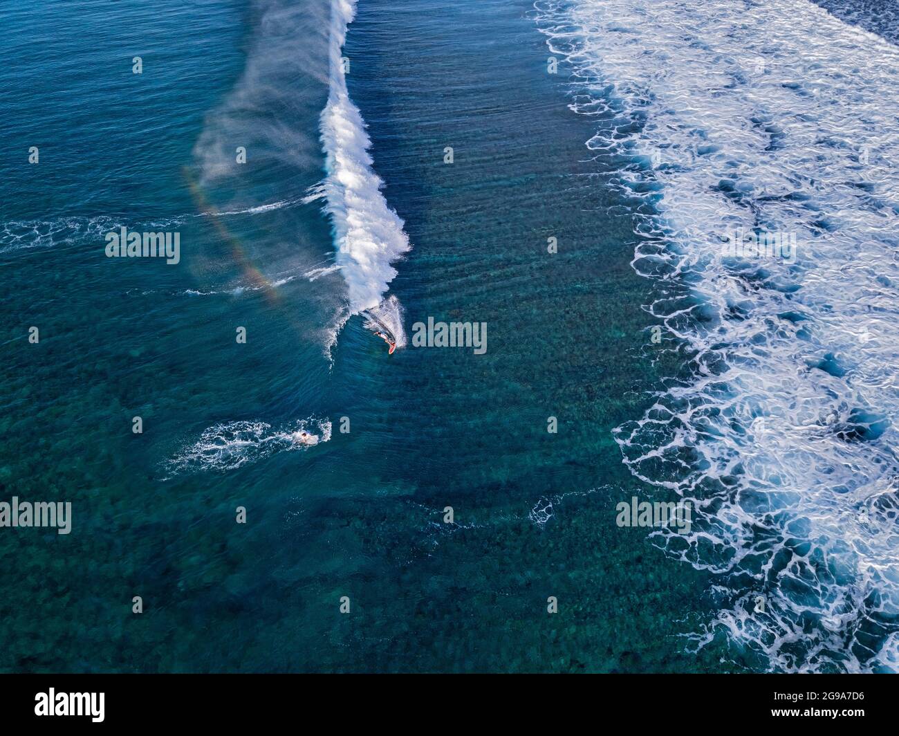 Aerial surf hi-res stock photography and images - Alamy