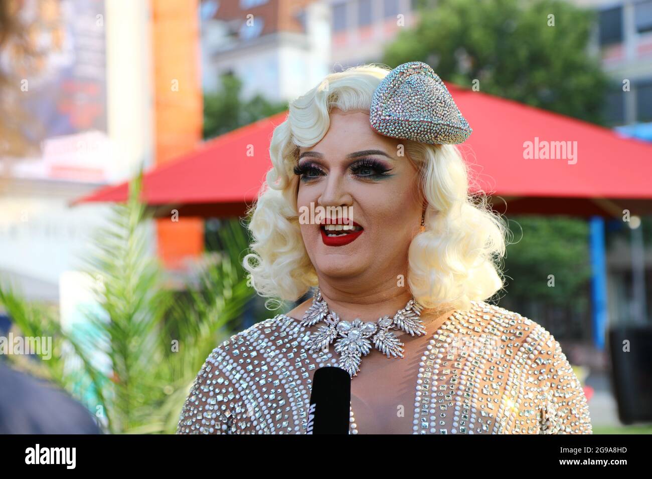 Sheila Wolf bei der Premiere des Theaterstücks 'Mord im Orientexpress ...