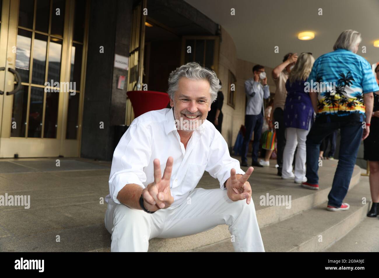 Timothy peach premiere hi-res stock photography and images - Alamy