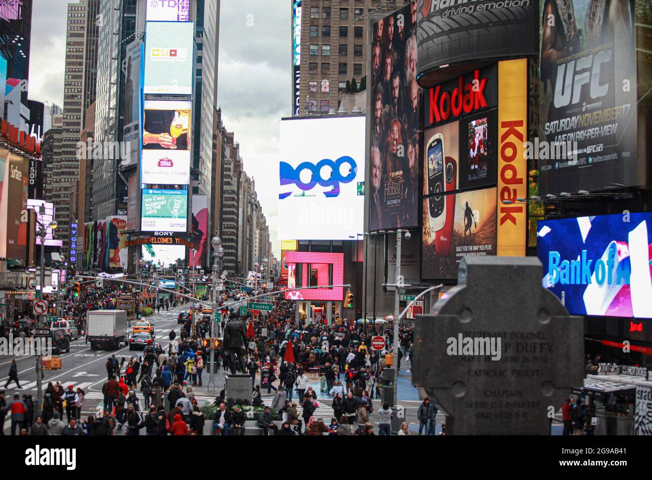 Time square fish eye hi-res stock photography and images - Alamy