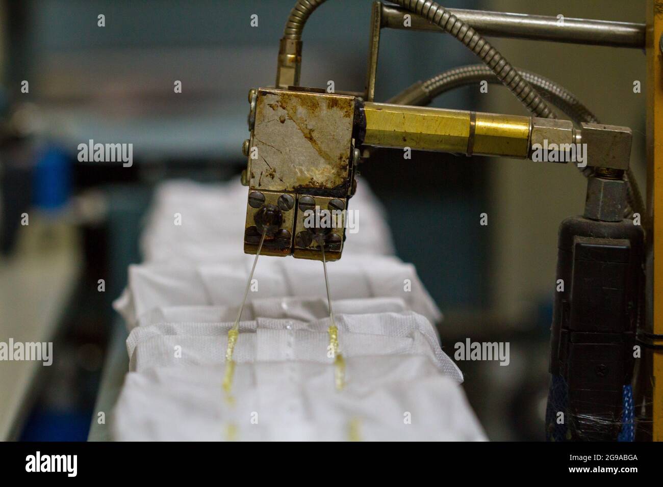 Production of independent springs for mattresses. Independent spring ...