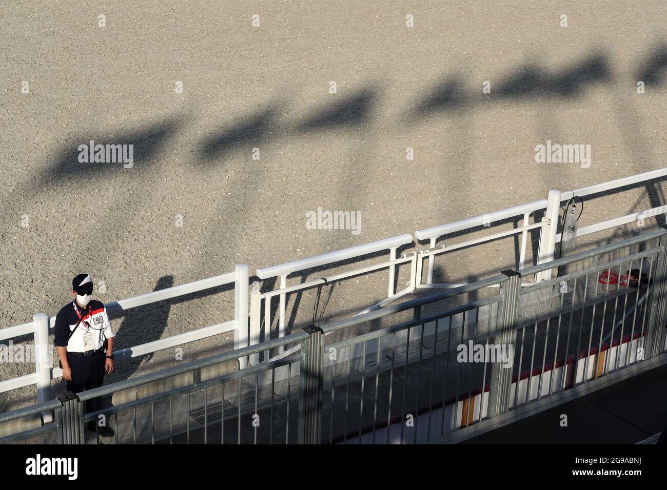 Olympics stadium security japan hi-res stock photography and images - Alamy