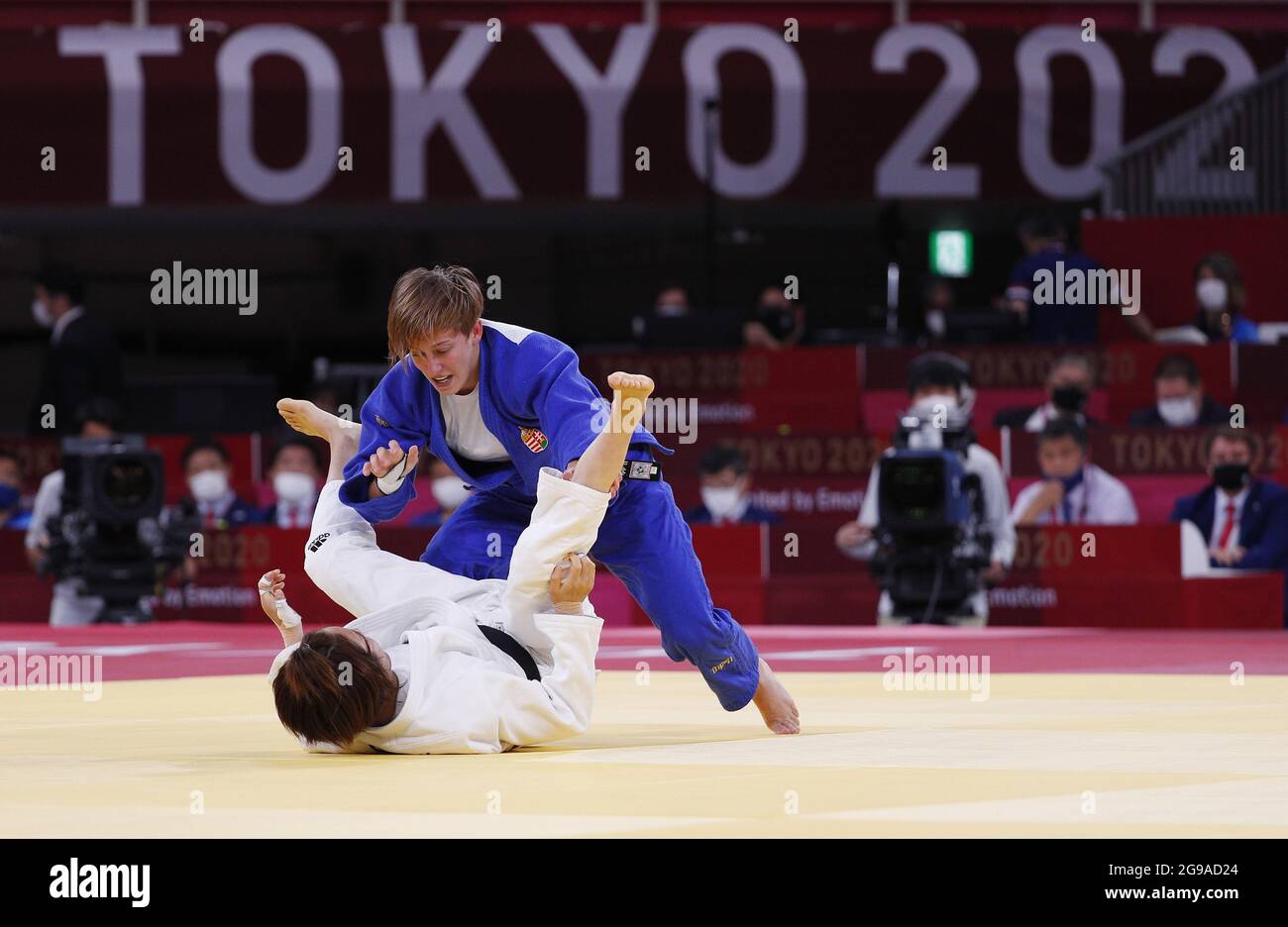 Korea's Da-Sol Park (white) competes against Hungary's Reka Pupp in a ...