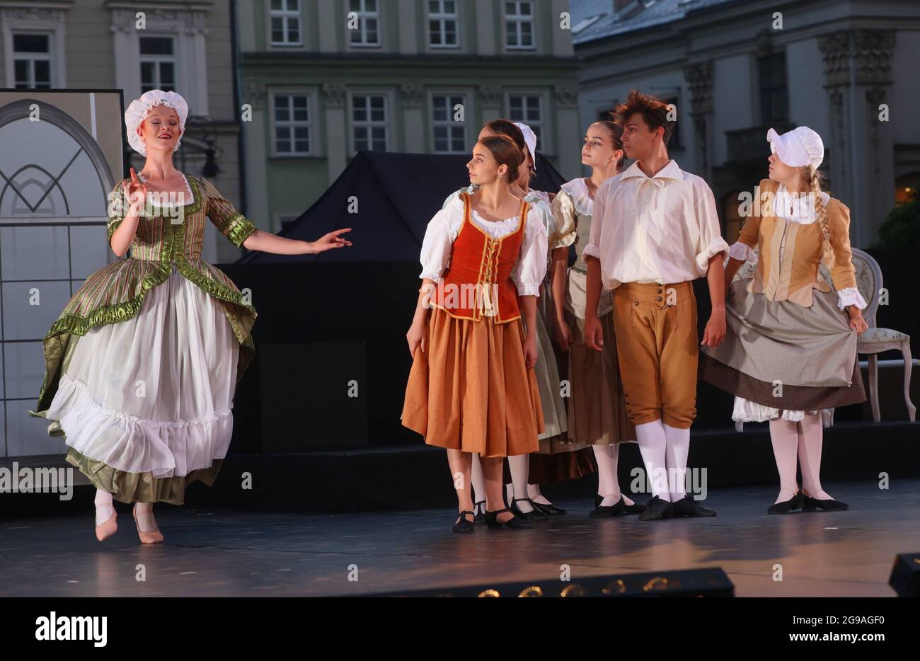 Cracow. Krakow. Poland. "Cracovia Danza" court ballet ensemble ...