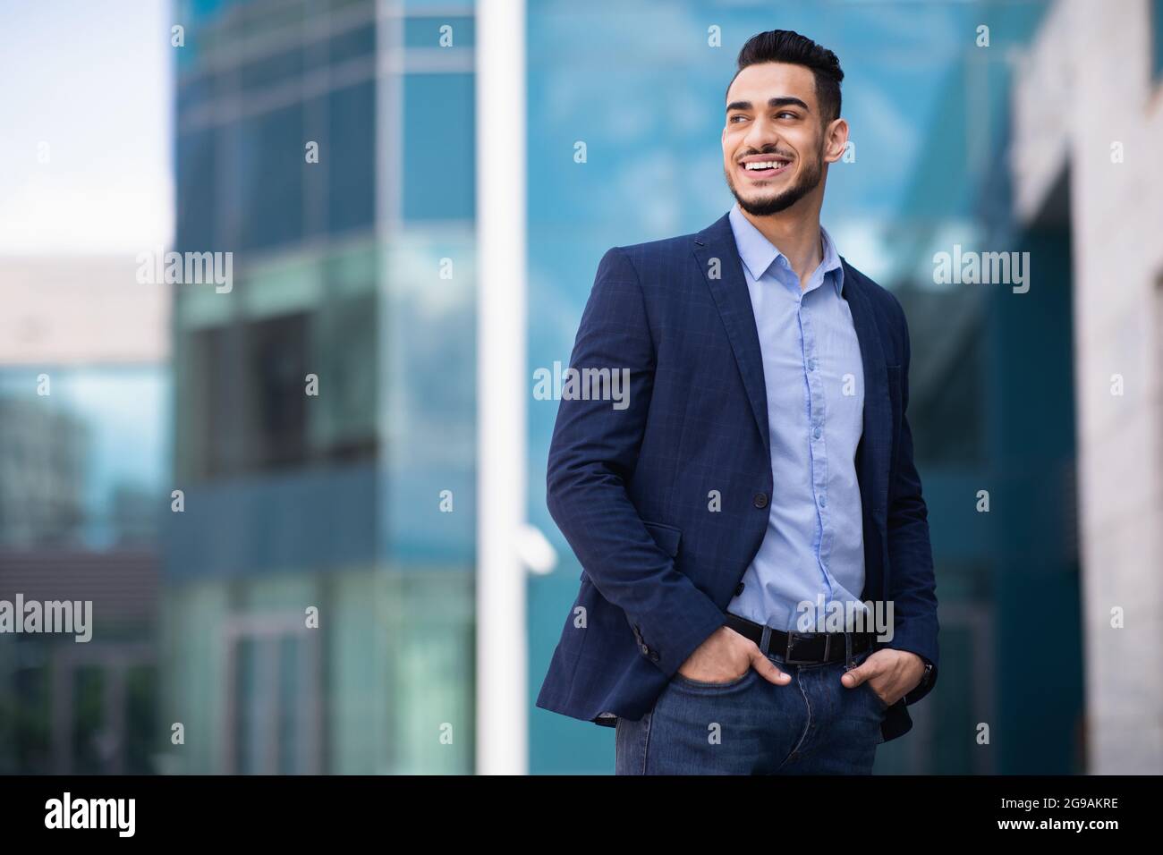 Portrait handsome arabian man standing hi-res stock photography and ...