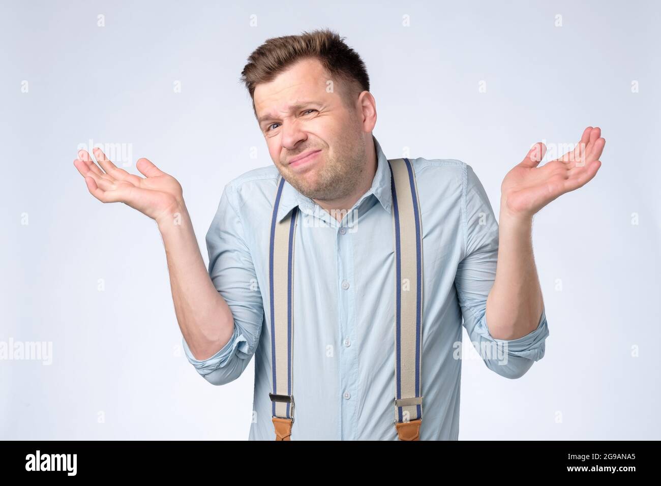 Clueless shrug hi-res stock photography and images - Alamy