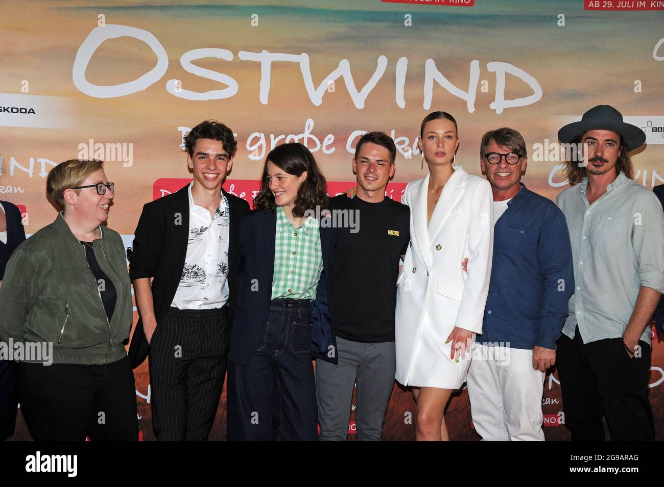 25 July 2021, Bavaria, Munich: Director Lea Schmidbauer (l-r), actors ...