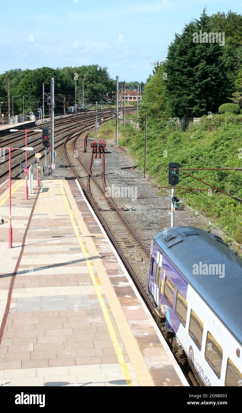 Northern trains class 158 express sprinter dmu, number 158 817, leaving ...
