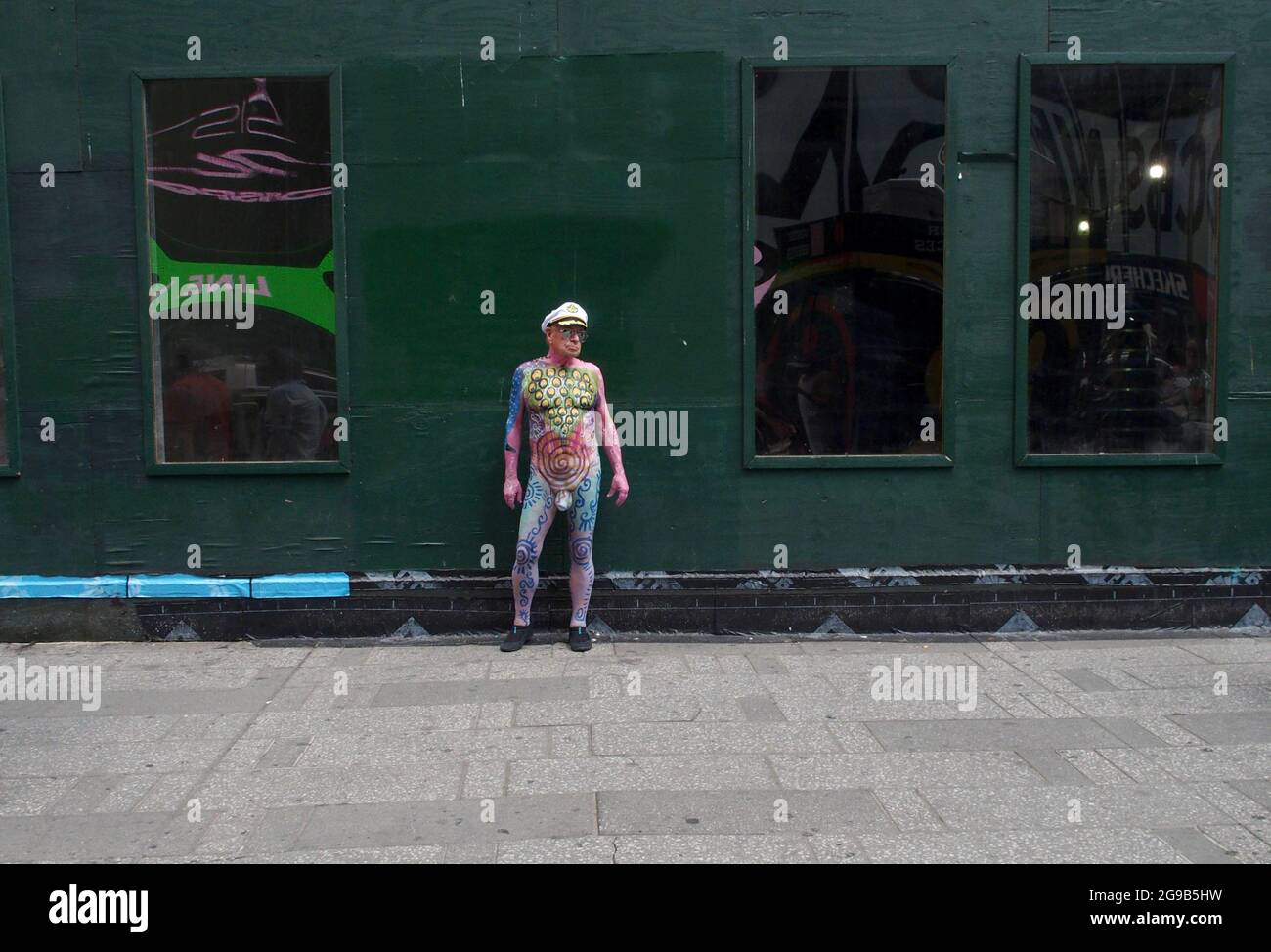 New york body paint 2021 hi-res stock photography and images - Alamy