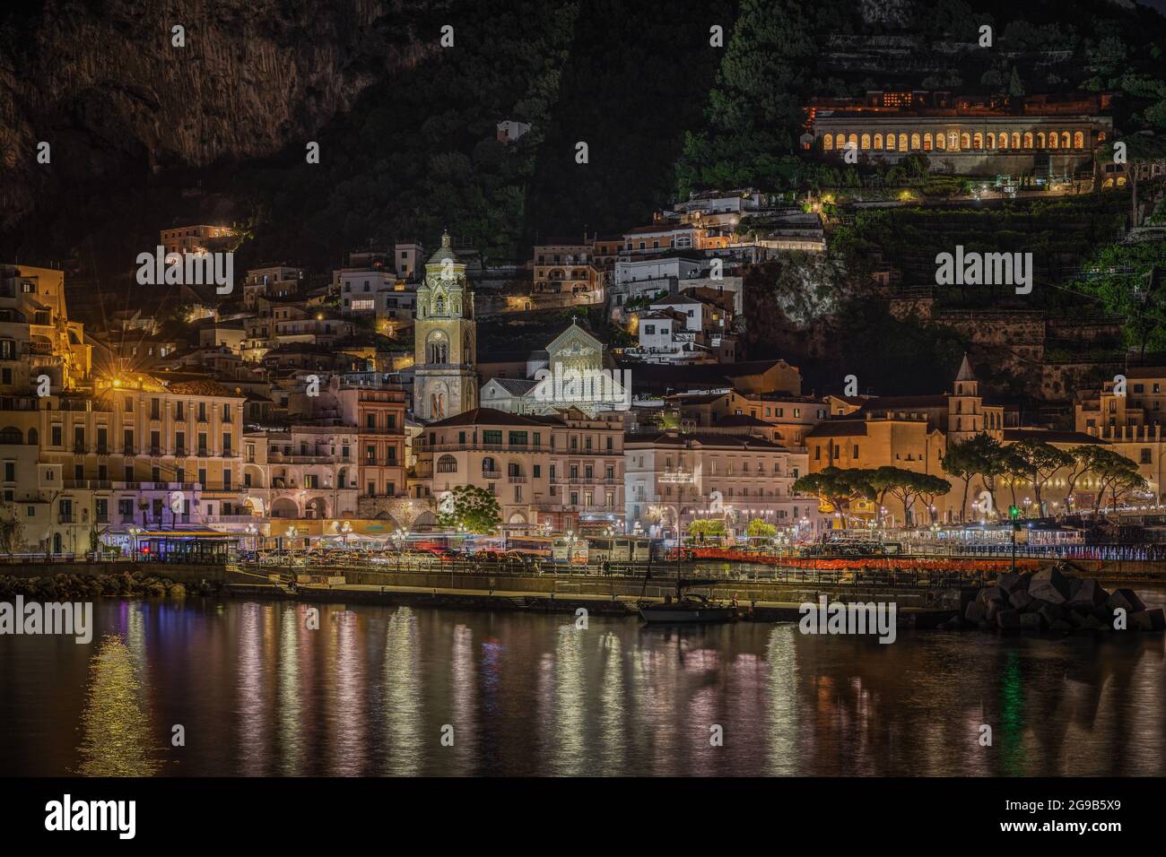 Amalfi coast night italy panoramic hi-res stock photography and images ...