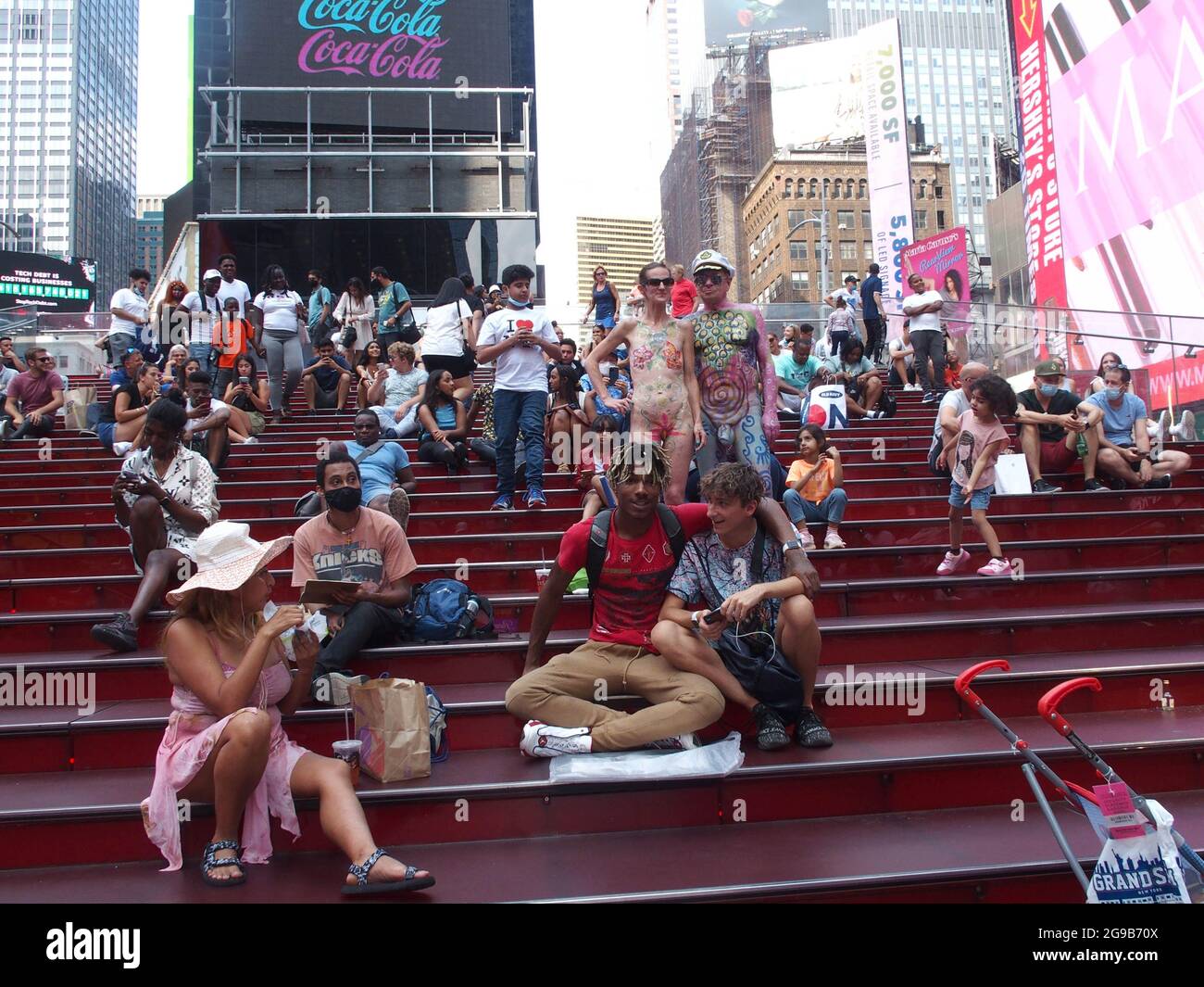 New york body paint 2021 hi-res stock photography and images - Alamy