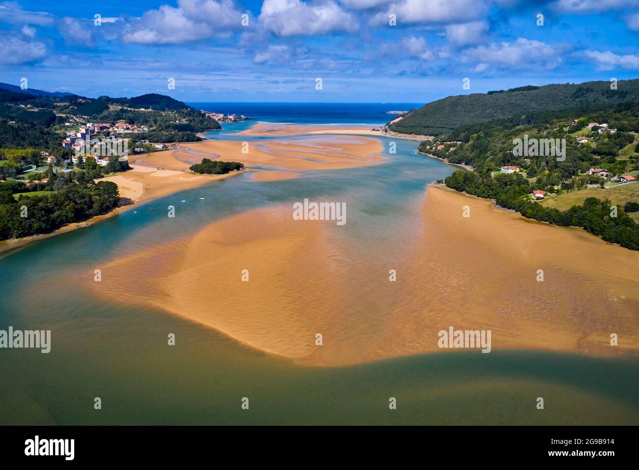 Mundaka espagne hi-res stock photography and images - Alamy