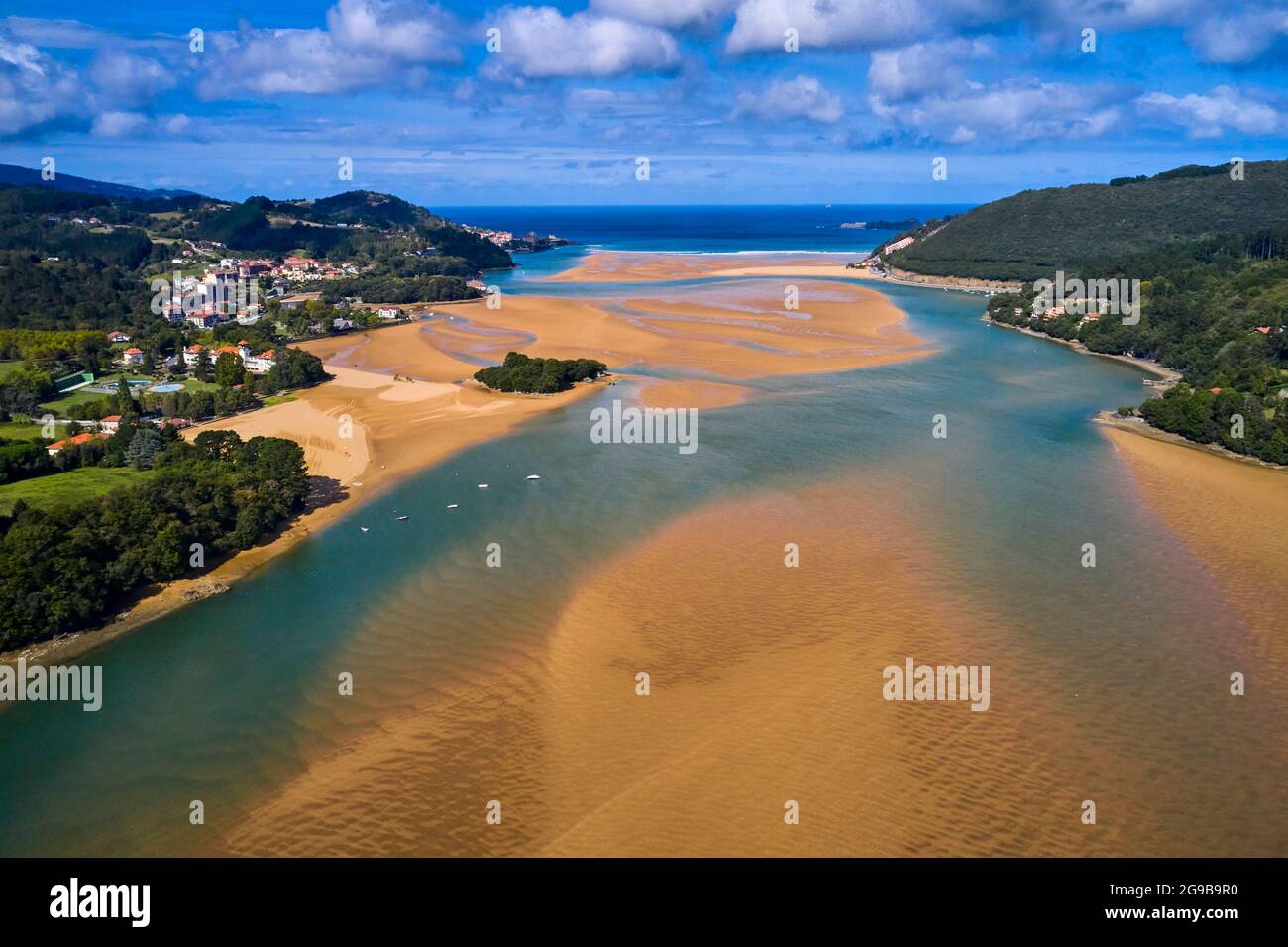 Mundaka espagne hi-res stock photography and images - Alamy