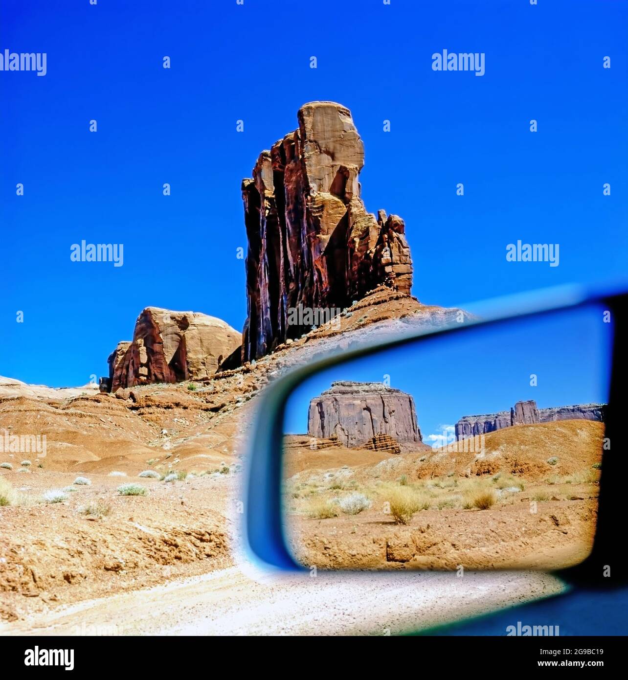 Mirror monument hi-res stock photography and images - Alamy