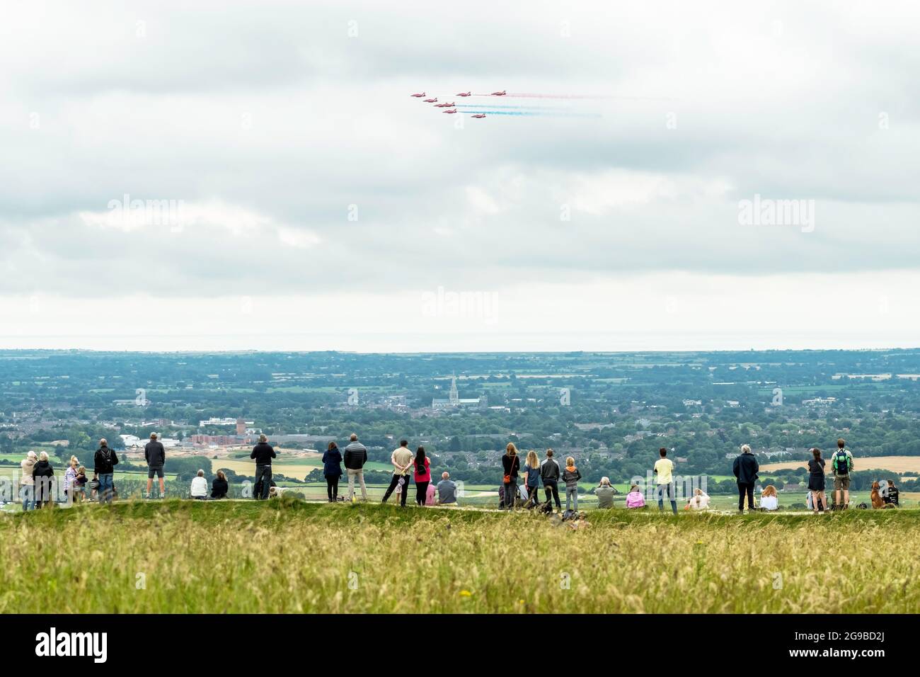 Uphill arrow hi-res stock photography and images - Alamy