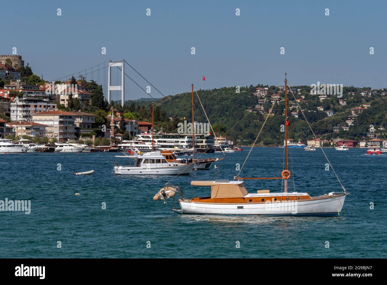Bosphorus Strait in Istanbul, Turkey Stock Photo - Alamy