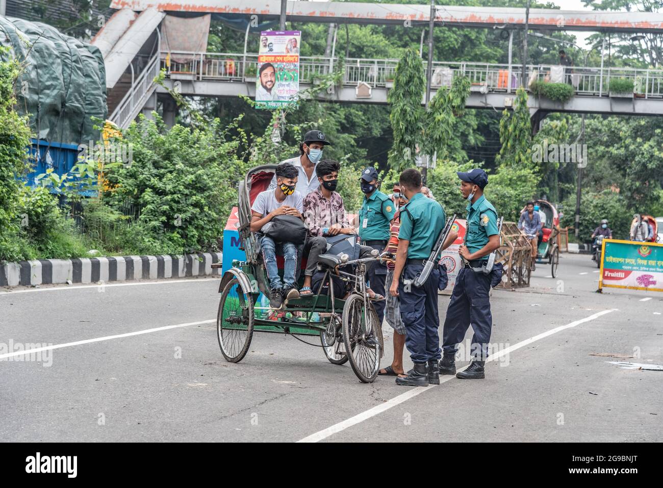 Bangladesh police rab hi-res stock photography and images - Alamy