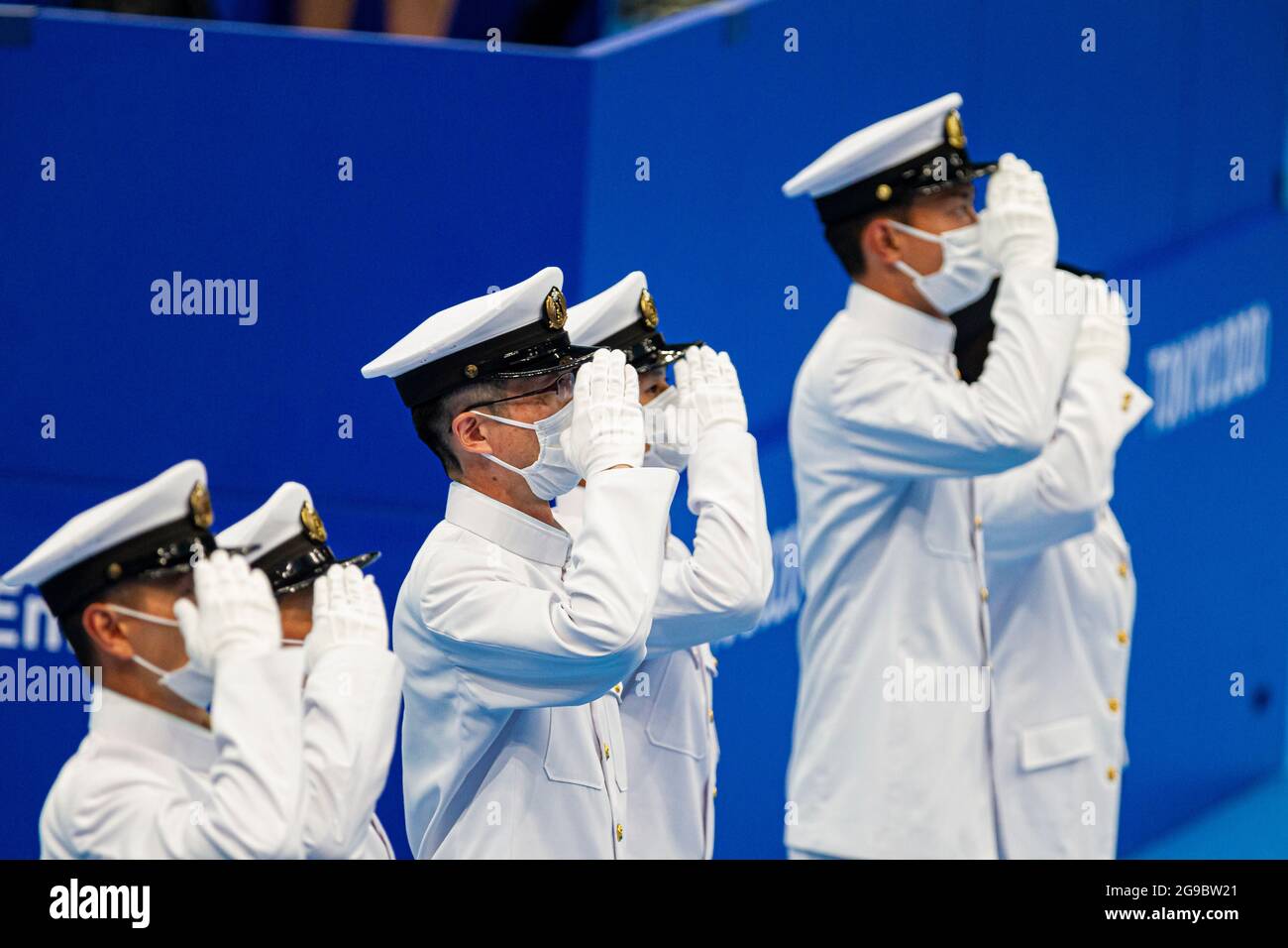 Synchronised diving hi-res stock photography and images - Alamy