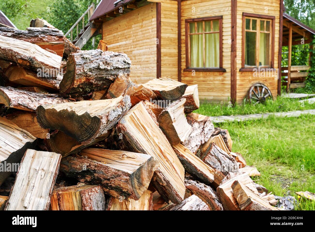 Wood chop stove. Woodpile texture background. Trees store. Hardwood ...