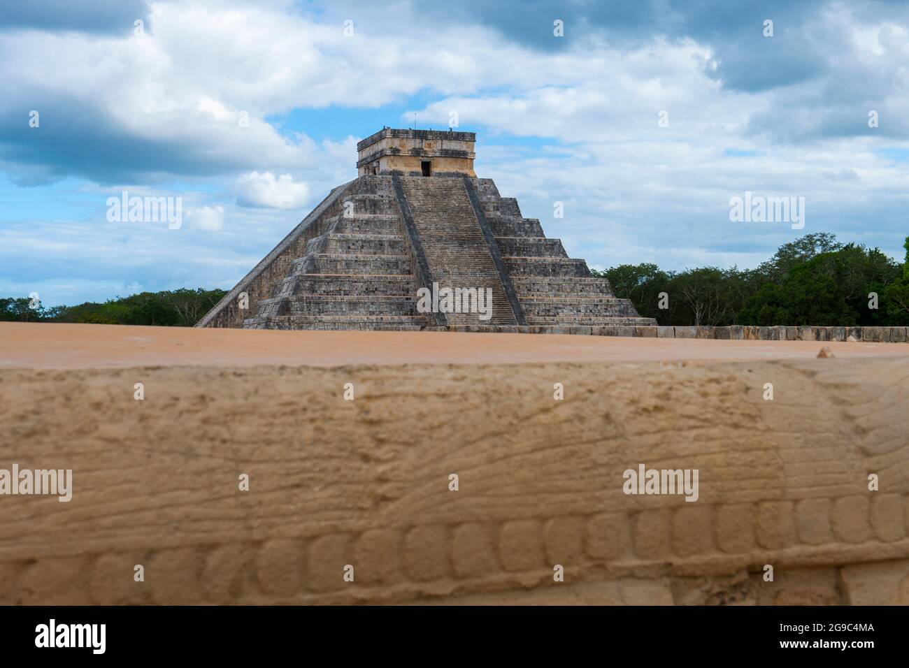 Temple of Kukulcan El Castillo at the center of Chichen Itza archaeological site in Yucatan ...