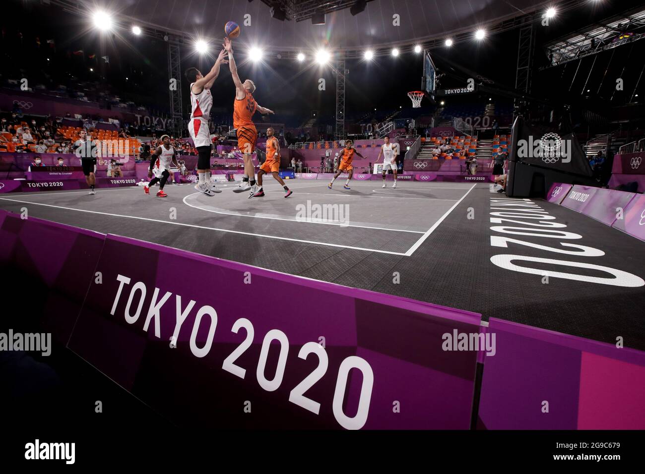 TOKYO, JAPAN - JULY 25: A general overview with the court and the ...