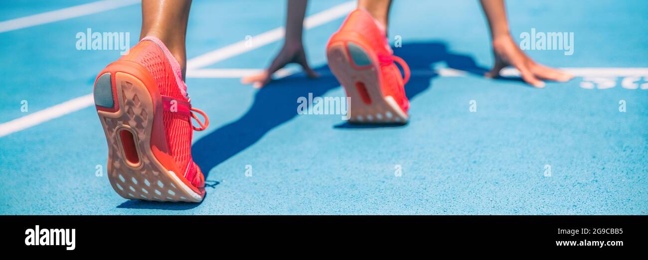 Running race start banner hi-res stock photography and images - Alamy