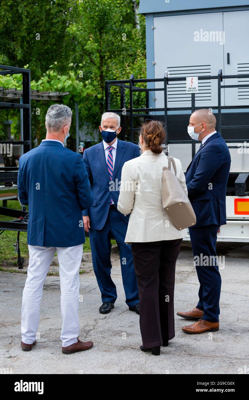 Michael Scanlan High Resolution Stock Photography and Images - Alamy