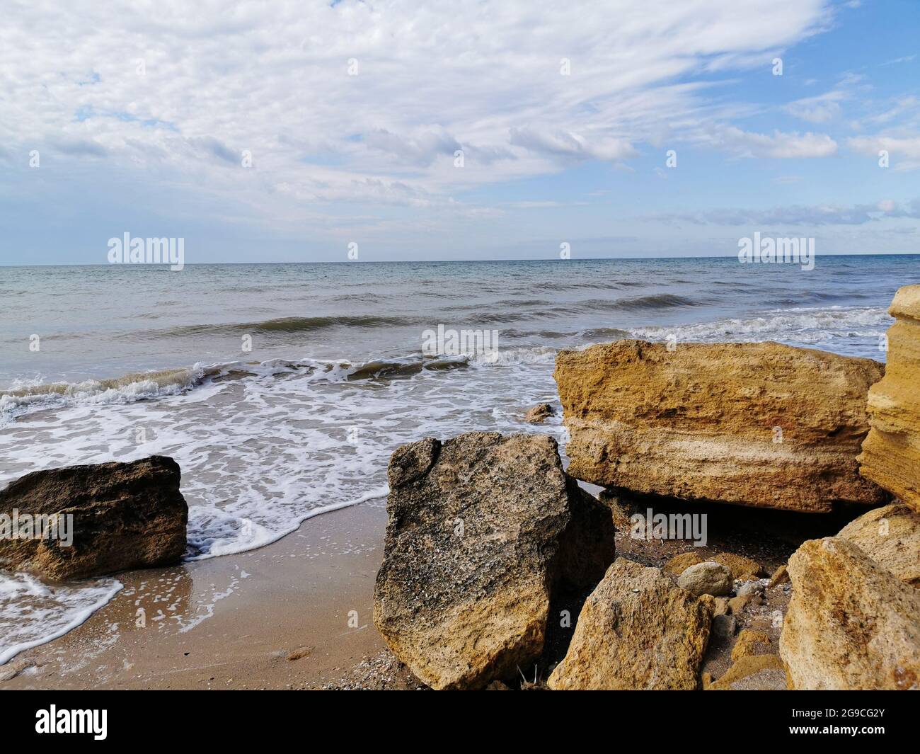 Cliff by the Sea. Sea shore. Steep shores of the Sea Stock Photo - Alamy