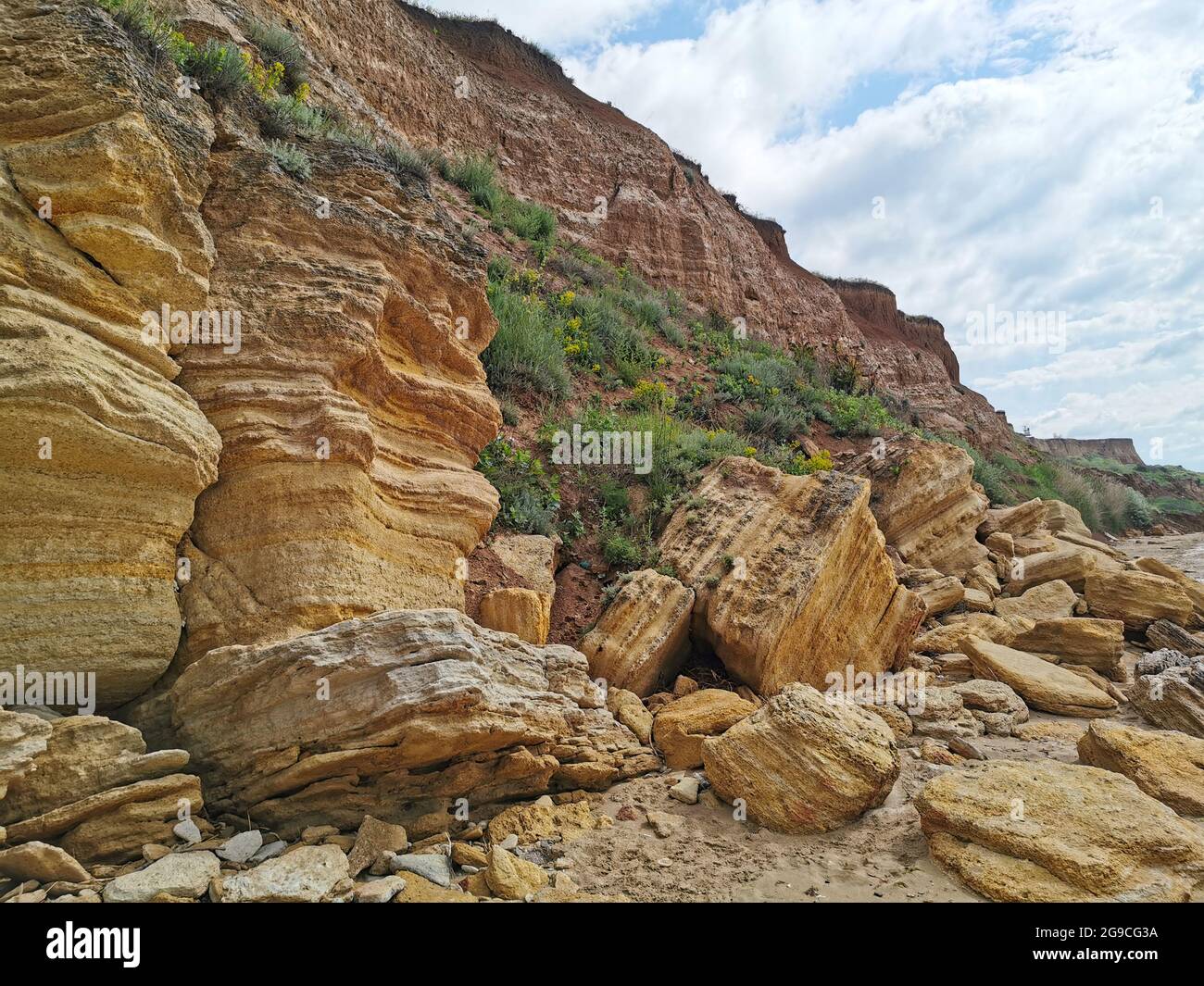 Cliff by the Sea. Sea shore. Steep shores of the Sea Stock Photo - Alamy