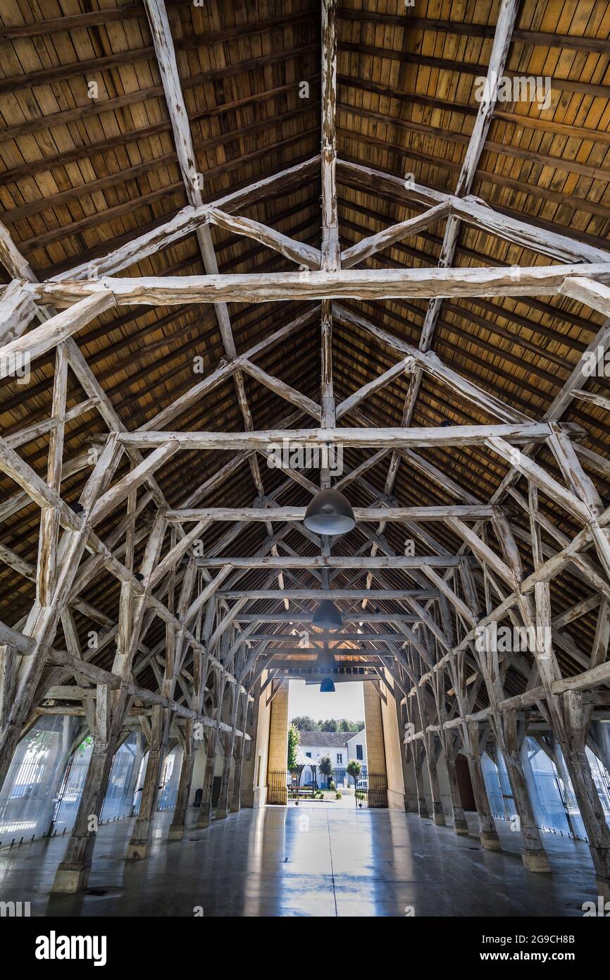 Timber ceiling structure hi-res stock photography and images - Alamy