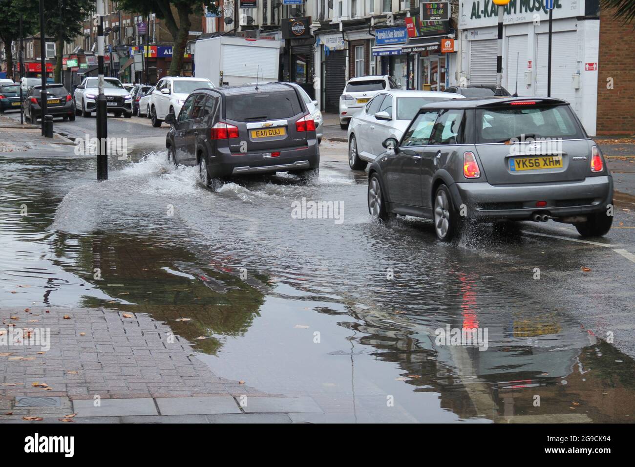 London flash floods 2021 hi-res stock photography and images - Alamy