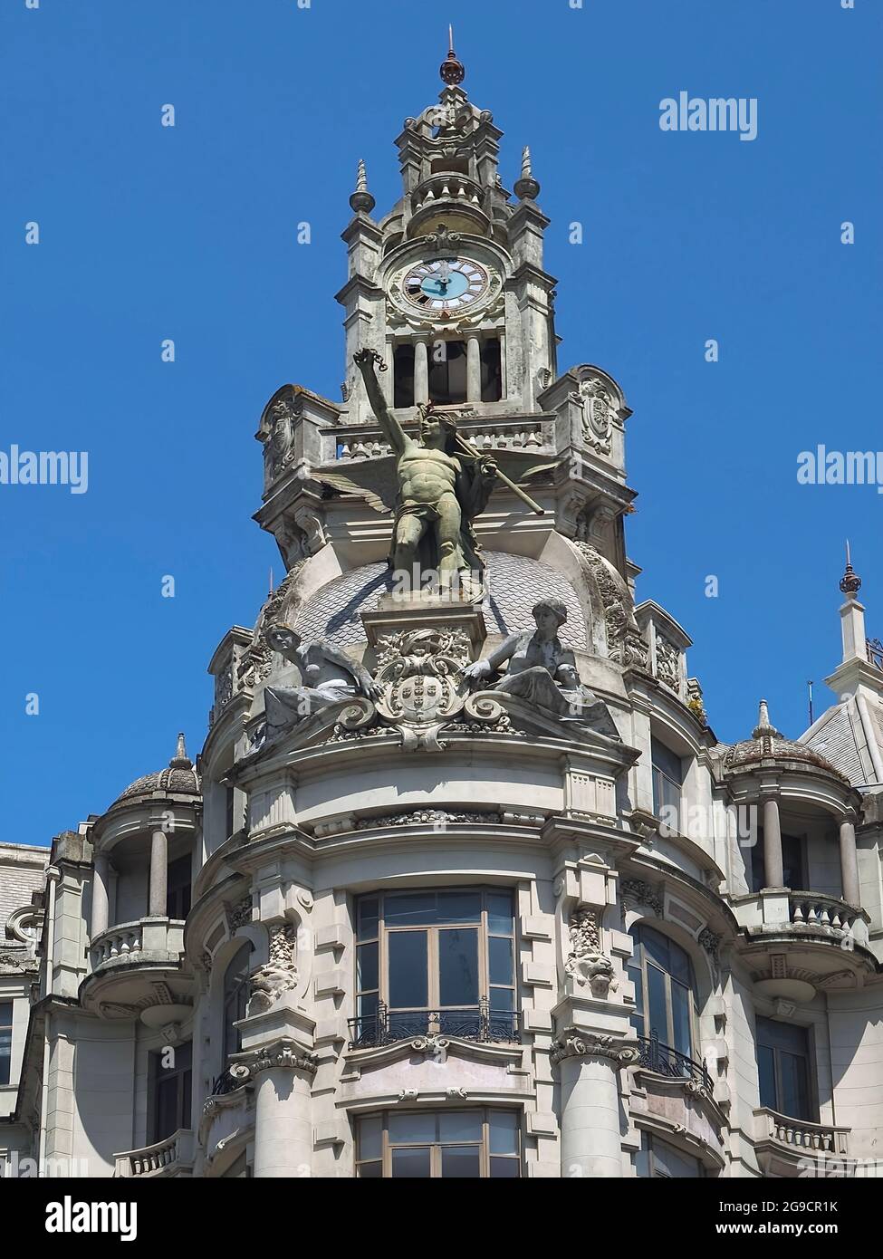 Famous architecture in Porto - A nacional building at Praca da ...