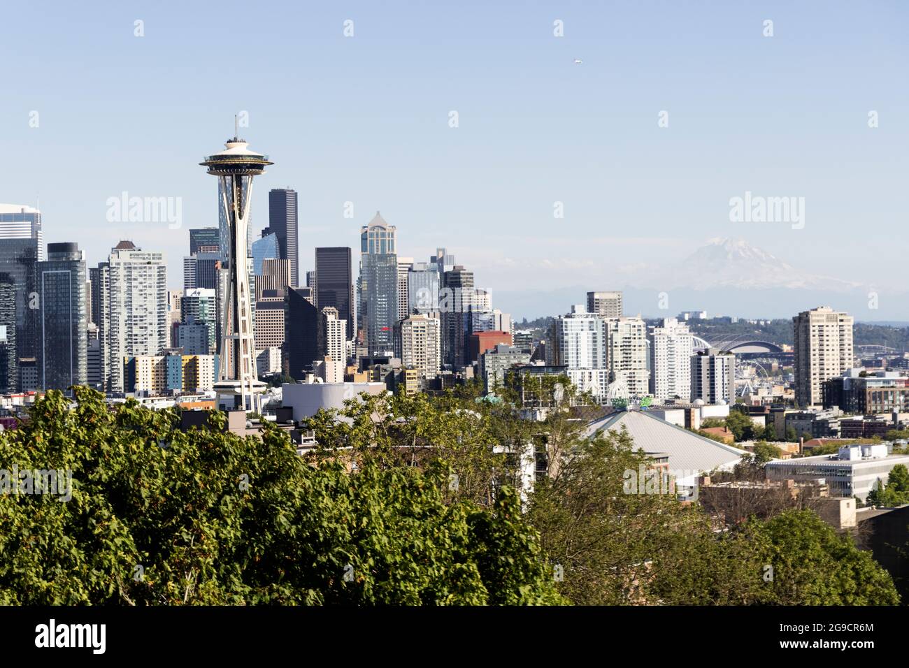 The view of the skyline of Seattle, Washington, USA, from Kerry Park in ...